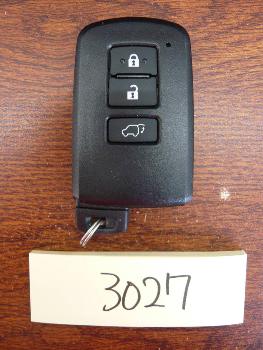 [Used]"3027" [ ] Toyota Toyota smart key Harrier 2015 type [ZSU60W ...