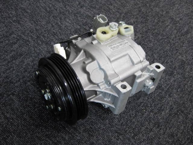 [Used]Corolla Runx NZE121 air conditioner compressor [10002296] - BE ...