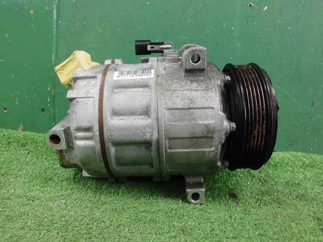 [Used]Serena C26 air conditioner compressor [13990606] - BE FORWARD ...