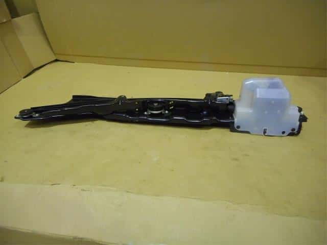 [Used]Every Wagon DA64W Slide Door Motor [14034574] - BE FORWARD Auto Parts