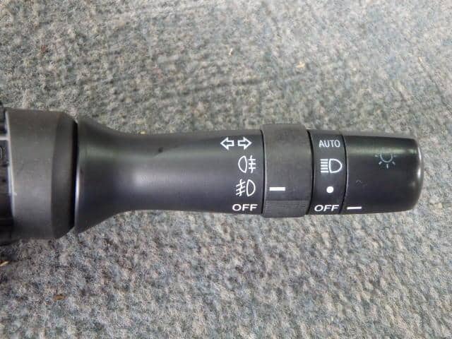 [Used]RAV4 ACA31W Dimmer Switch [12699929] - BE FORWARD Auto Parts