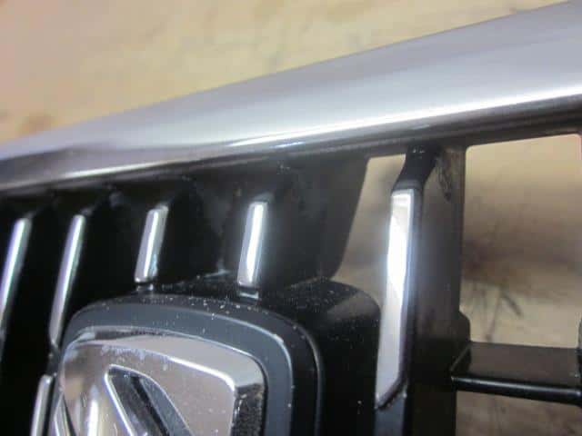 [Used]Sprinter AE110 Front Grill [10871045] - BE FORWARD Auto Parts