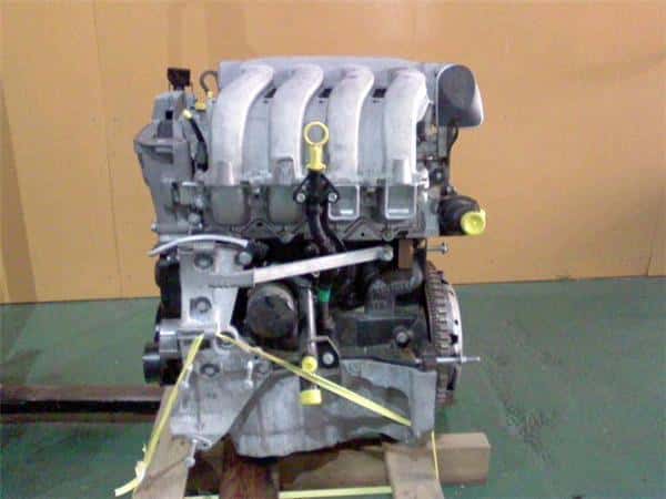 [Used]K4M Engine Renault Twingo 2012 ABA-NK4M - BE FORWARD Auto Parts