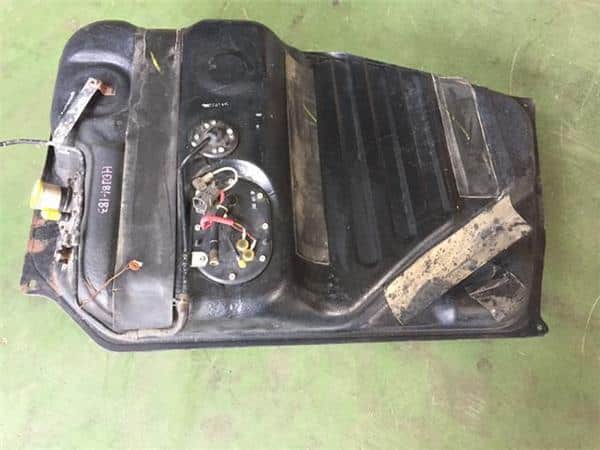 [Used]Fuel Tank TOYOTA Landcruiser 1993 S-HDJ81V 7700169065 - BE ...
