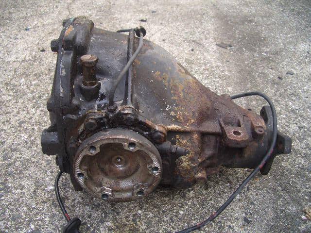 [Used]Benz W124 Medium E Class 124091 rear Differential Gear [8758419 ...