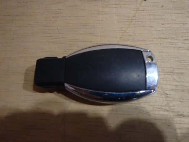 [Used]Benz W211 E Class 211256C Keyless Entry Remote Control Key ...