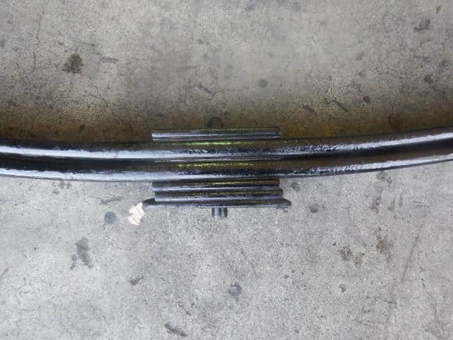 [Used]Front Right Leaf Spring Assembly MITSUBISHI Canter 2004 PA ...