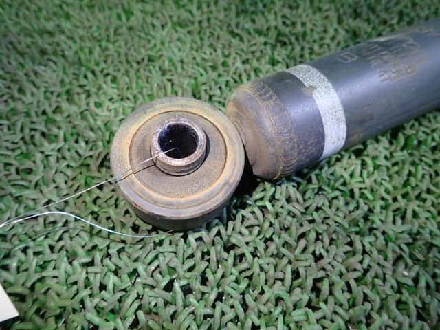 [Used]Rear Right Shock Absorber TOYOTA Rush 2007 CBA-J200E 48531B4020 ...