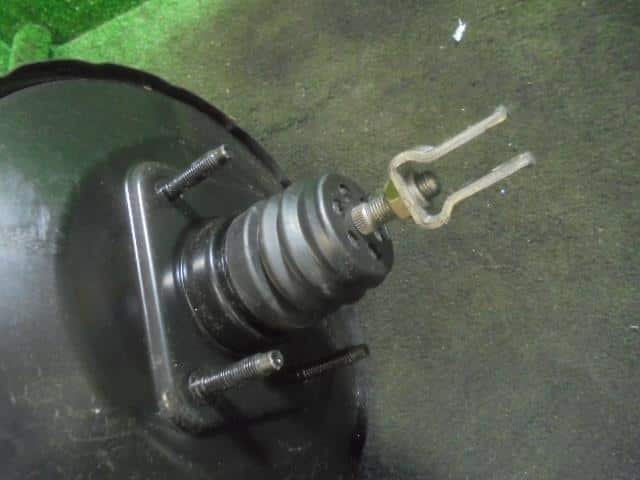 [Used]Brake Master Cylinder TOYOTA Vitz 2002 UA-SCP10 - BE FORWARD Auto ...