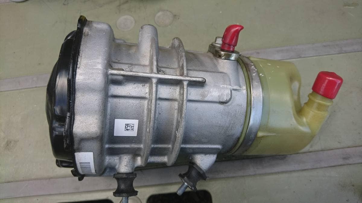 [Used]Volvo /V70III/CX60/S60II/S80II/ train movement servo pump / Power ...