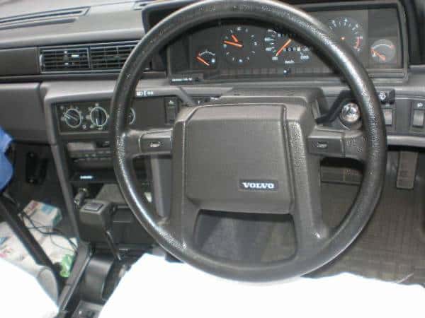 Used the disassembly from a car of Genuine steering used mileage 19000km of the VOLVO Volvo 740 car BE FORWARD Auto Parts
