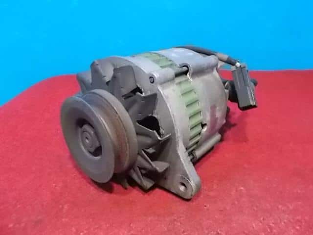 [Used]Alternator ISUZU ELF 1999 KK-NHR69EA 8983003350 - BE FORWARD Auto ...