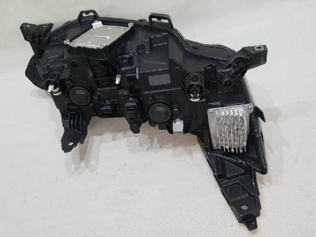 [Used] Left Headlight Renault Samsung SM6 2017 260606722R - BE FORWARD ...