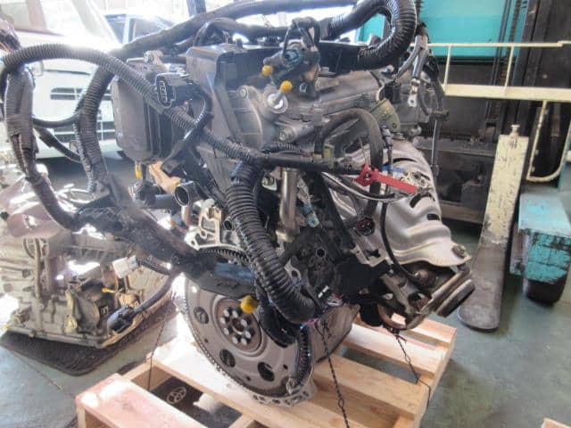 [Used]3ZR-FAE Engine TOYOTA Voxy 2014 DBA-ZRR80W 1900037680 - BE ...