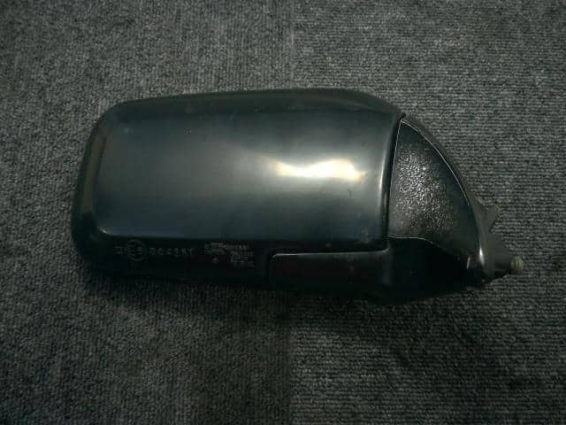 [Used]Right Side Mirror TOYOTA Corolla Levin 1983 E-AE86 879101A130 ...