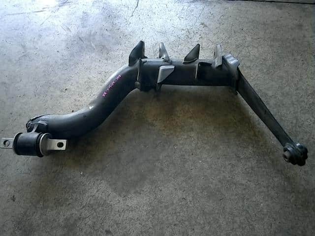 [Used]Rear Right Lower Control Arm HONDA Stream 2007 DBA-RN6 ...