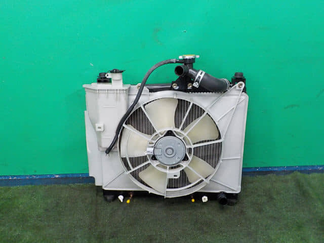 [Used]Radiator TOYOTA Raum 2004 CBA-NCZ20 1640021090 - BE FORWARD Auto ...