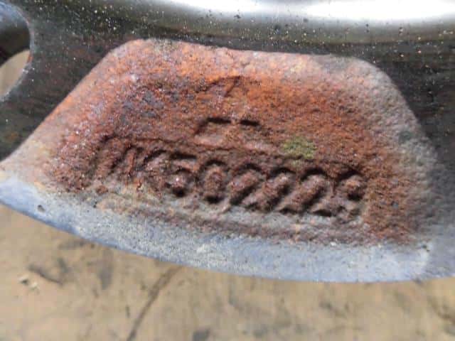 [Used]RR Wheel Hub Mitsubishi Fuso Fuso tractor 2014 QDG-FV50VJR ...