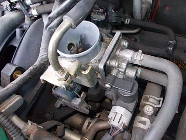 [Used]Throttle Body SUZUKI Swift 2006 DBA-ZC21S 1340084E01 - BE FORWARD ...