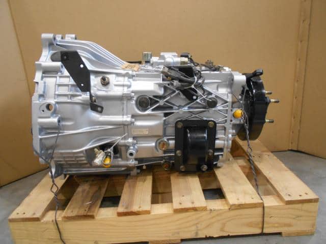 [Used]Manual Transmission MITSUBISHI Canter 2004 PA-FE70DB ME502809 ...