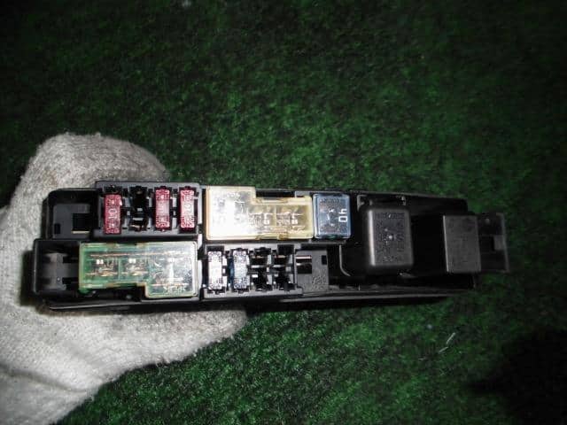 [Used]Fuse Box NISSAN March 2002 UA-AK12 24381C9900 - BE FORWARD Auto Parts