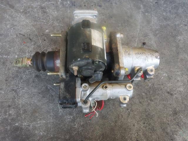 [Used]Brake Master Cylinder MITSUBISHI Canter 2004 PA-FE83DCY MK429505 ...