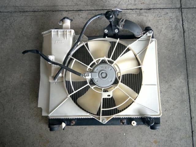 [Used]Radiator TOYOTA IST 2006 DBA-NCP60 1640021090 - BE FORWARD Auto Parts