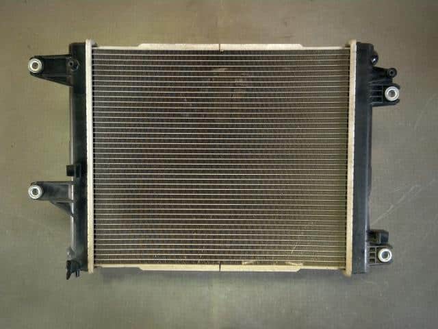 [Used]Radiator MITSUBISHI Minicab 2013 GBD-U62V 1350A686 - BE FORWARD ...
