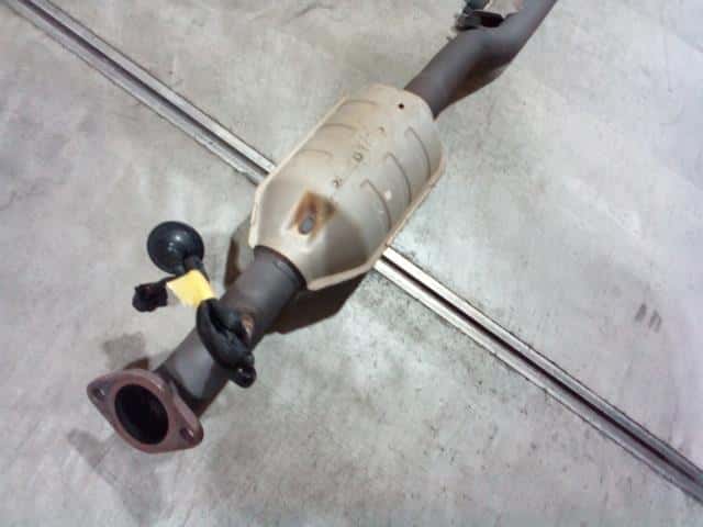 [Used]Exhaust Center Muffler MITSUBISHI RVR 2011 DBA-GA3W 1570B380 - BE ...