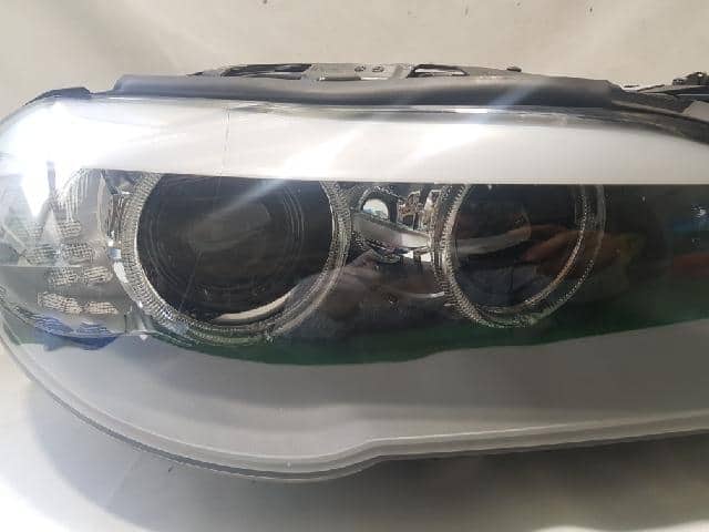 [Used] Right Headlight BMW 5 Series 2012 7203246 - BE FORWARD Auto Parts
