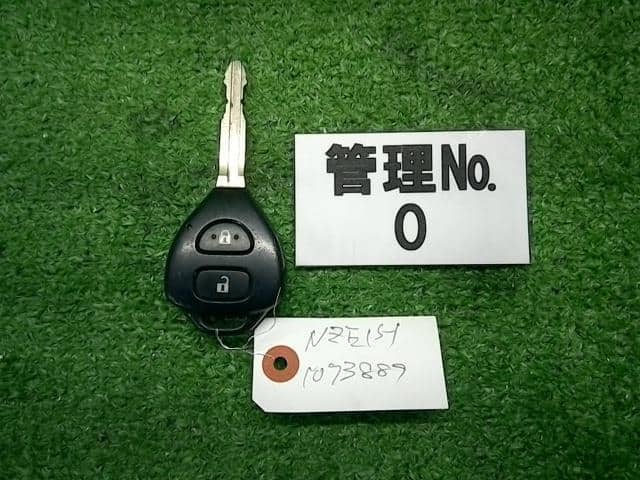 [Used]Corolla Rumion NZE151N Keyless Entry Remote Control Key 15410022 ...