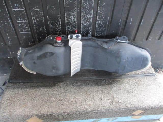 [Used]Fuel Tank TOYOTA Vitz 2007 CBA-NCP95 - BE FORWARD Auto Parts