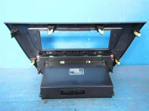 [Used]A/C Control Panel MITSUBISHI Lancer Cedia 2002 TA-CS5A MR590445 ...
