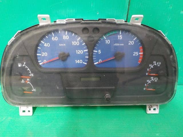 [Used]Speedometer NISSAN UD QUON 2009 ADG-CD4ZA 2481025Z0A - BE FORWARD ...