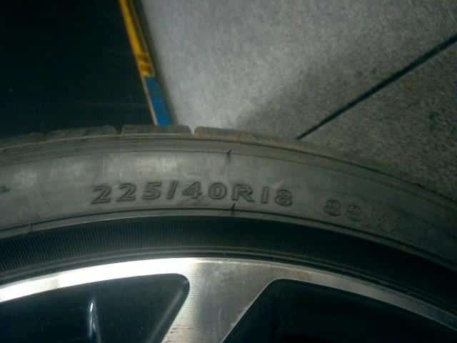[Used]Tire/Wheel Assembly TOYOTA 2018 3BA-NRE210H 4261112D60 - BE ...