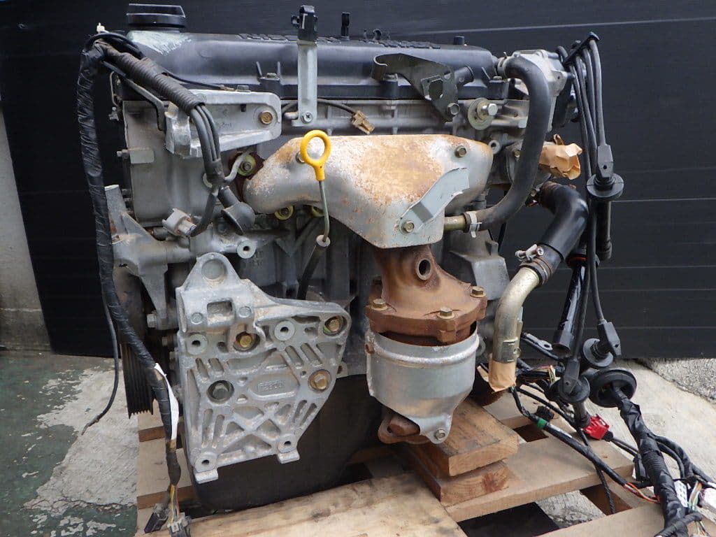 [Used]※ Approximately unused March medium-term model K11 Engine CG10 ...