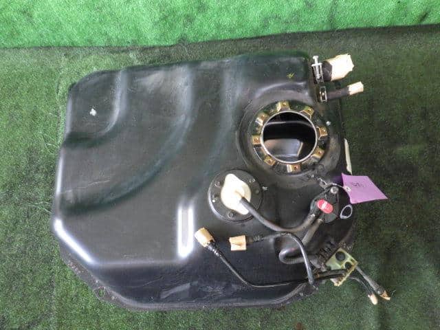[Used]Fuel Tank HONDA S2000 2000 GH-AP1 17500S2A931 - BE FORWARD Auto Parts