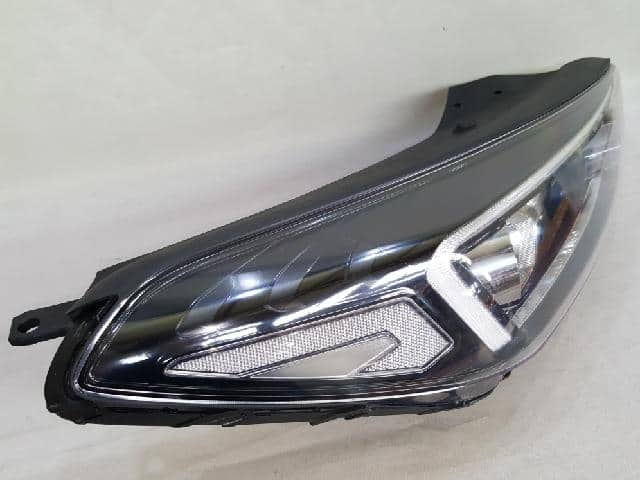 [Used] Left Headlight HYUNDAI Tucson 2019 92102 D3 - BE FORWARD Auto Parts