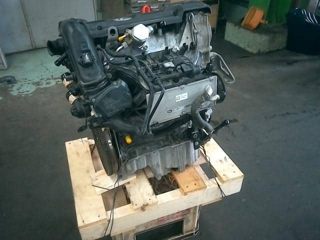 [Used]CAX Engine VOLKSWAGEN Golf 2012 DBA-1KCAX 03C 100 038 P - BE ...