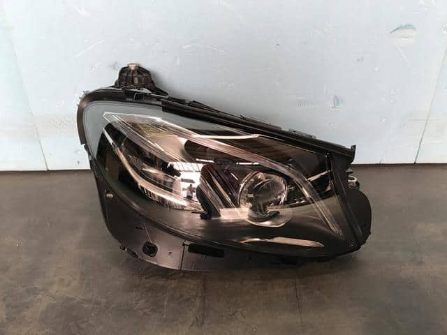 [Used]Right Headlight MERCEDES-BENZ Benz e class 2018 RBA-213045C ...
