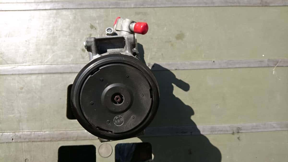 [Used]Audi A4/Audi A5/ Audi Q5/ air-conditioner compressor /8KD260805 ...