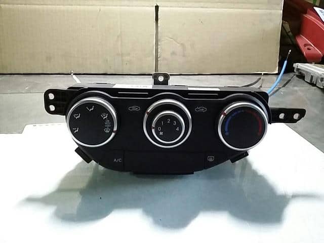 [Used] A/C & Heater Control panel KIA Picanto 2012 - BE FORWARD Auto Parts