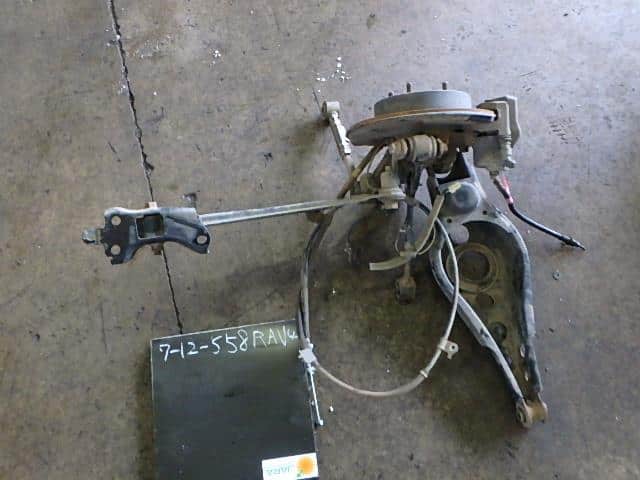 [Used]Rear Right Knuckle Hub Assembly TOYOTA RAV4 2006 DBA-ACA31W ...