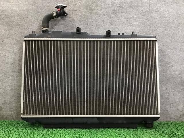 [Used]Radiator HONDA Vezel 2015 DBA-RU1 1901050T901 - BE FORWARD Auto Parts