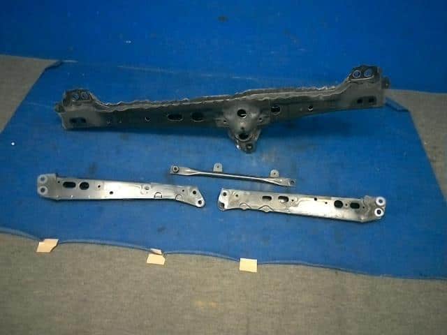 [Used]Prius αZVW40W front suspension member cross member 5710447020 ...