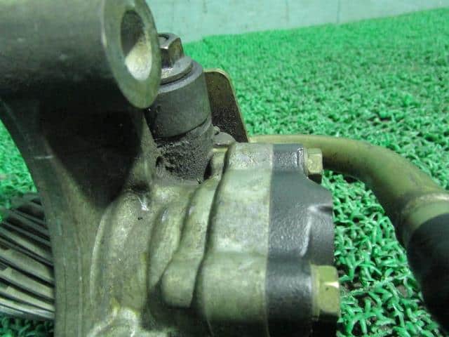 [Used]Canter FE528E power steering vane pump MC121995 - BE FORWARD Auto ...