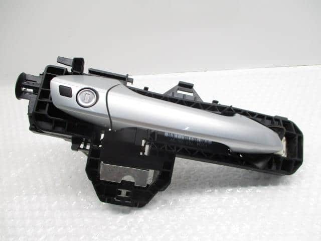 [Used]Benz W204 C Class 204041 outer Handle A 204 760 06 34 - BE ...