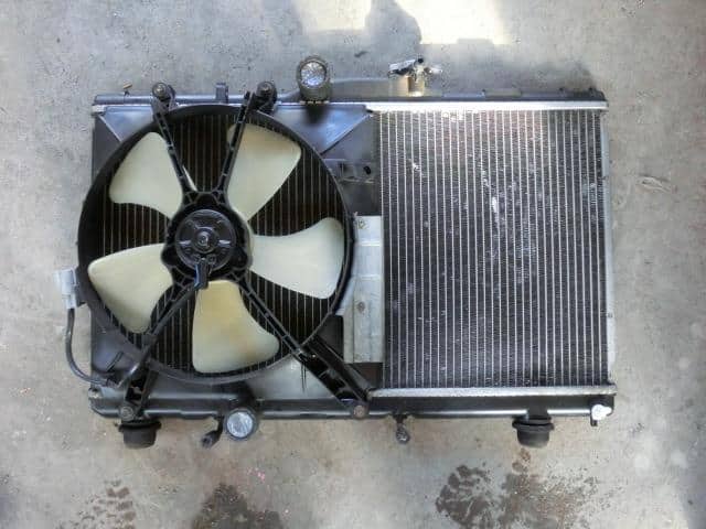 [Used]Corolla AE110 radiator 1640015660 - BE FORWARD Auto Parts