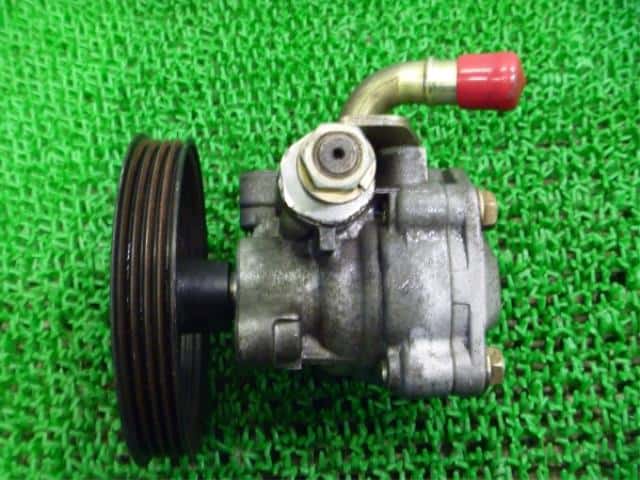 [Used]Delica P17V power steering vane pump MR267931 - BE FORWARD Auto Parts