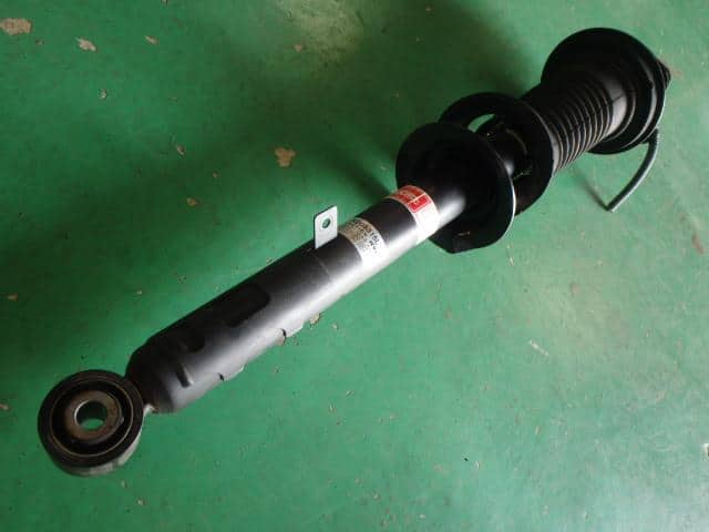 [Used]Crown GRS202 Left Front Shock Absorber 4852080158 - BE FORWARD ...